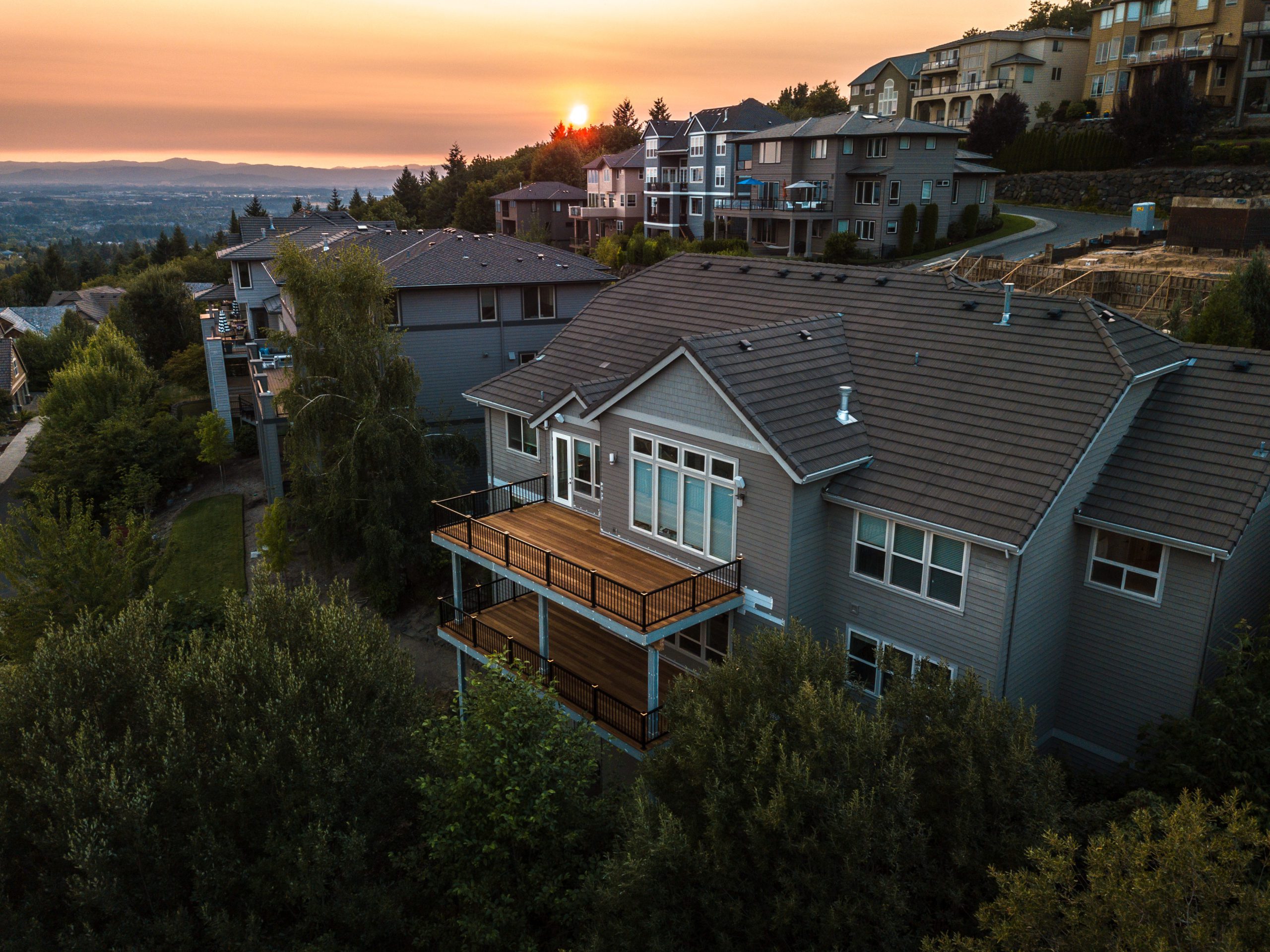 Cascade Fence and Deck - Design & Installation
