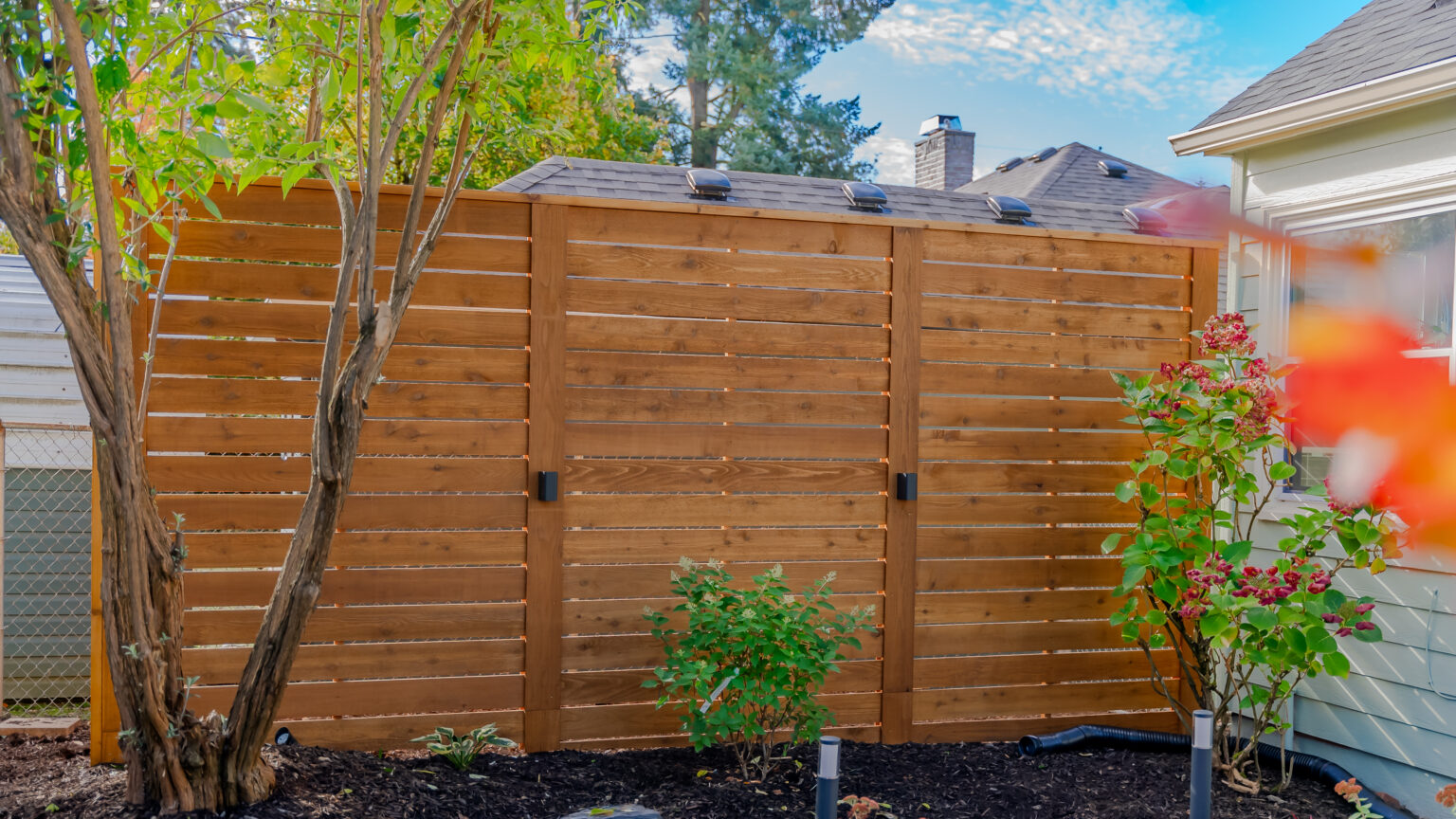 Wood Privacy Screens - Cascade Fence & Deck